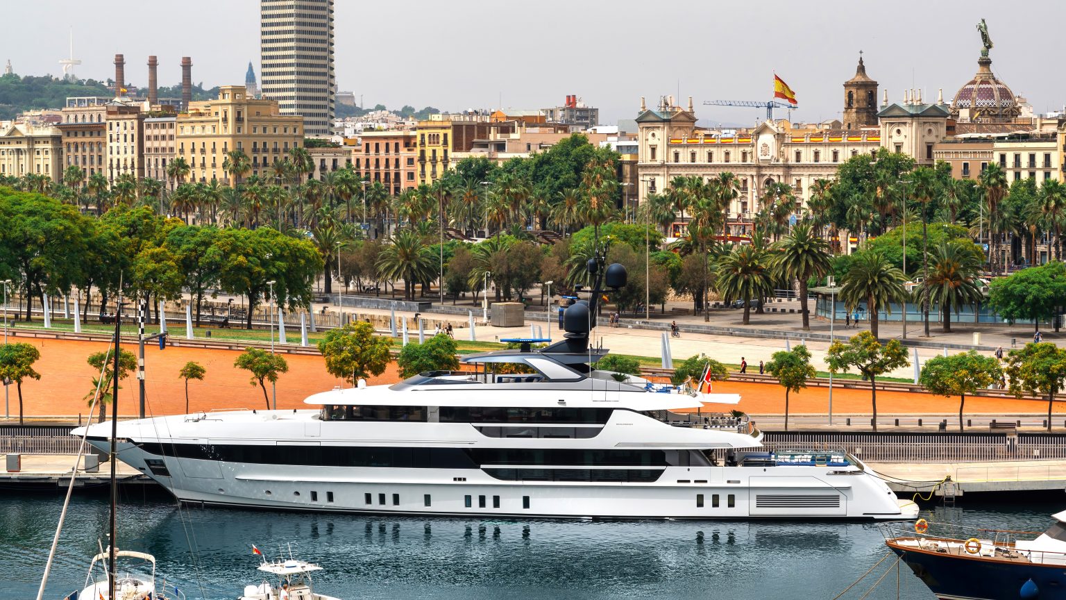 Understanding Yacht Etiquette: Essential Tips for First Time Charterers ...